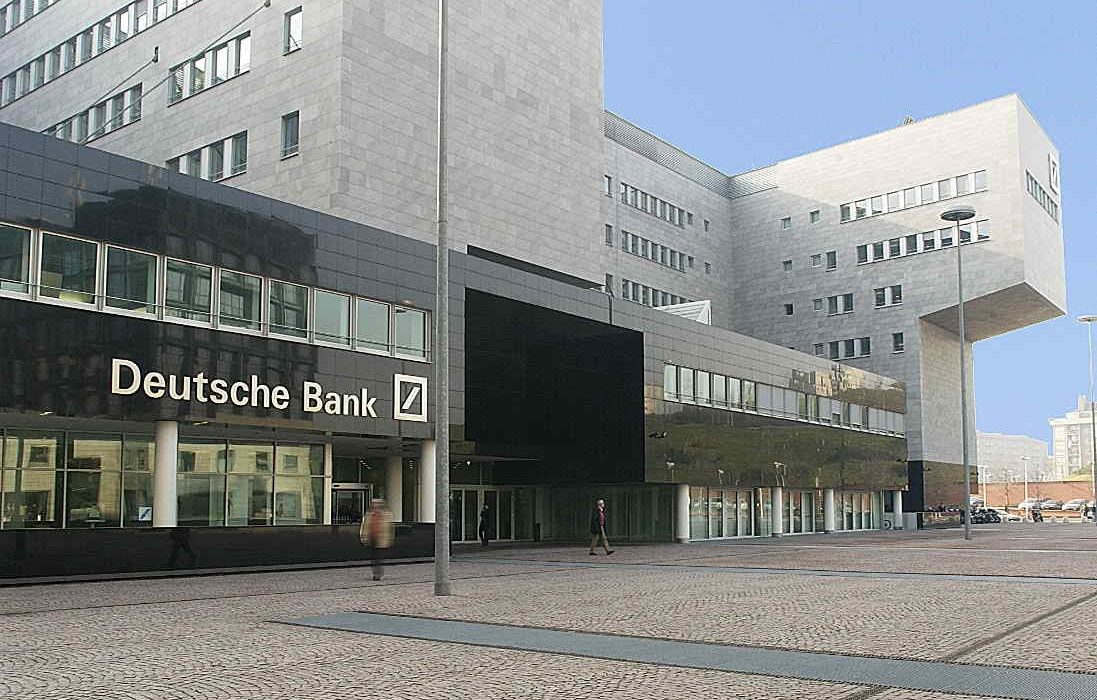 Deutsche Bank sets €900bn sustainable and transition finance target ...